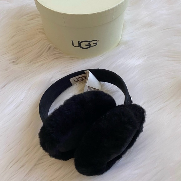 UGG | Accessories | New Ugg Earmuffs | Poshmark